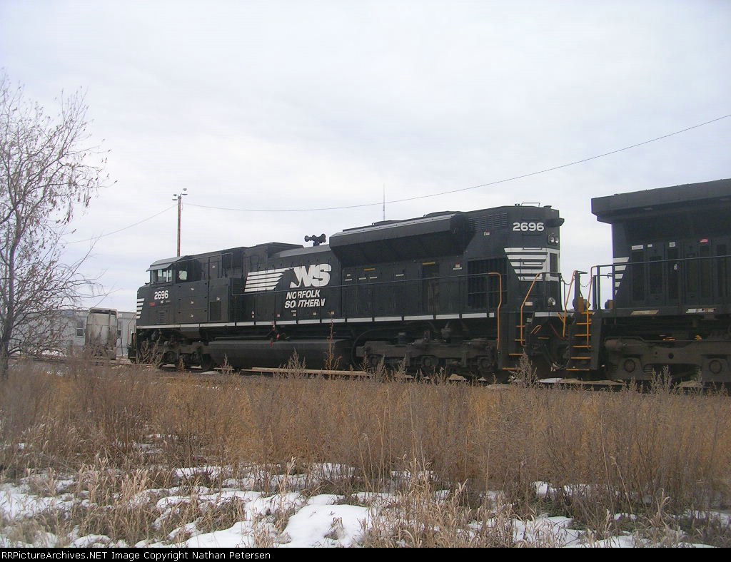 NS 2696